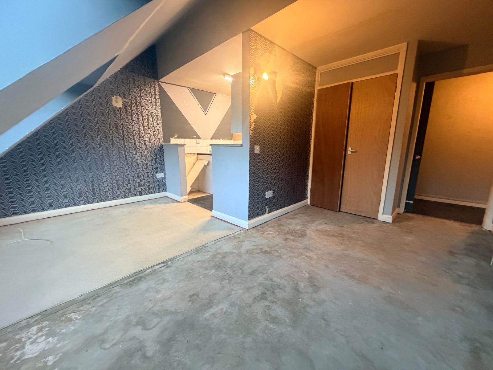 Flat 19B, Quartercroft, Pyramid Close, Northampton NN3 8DP