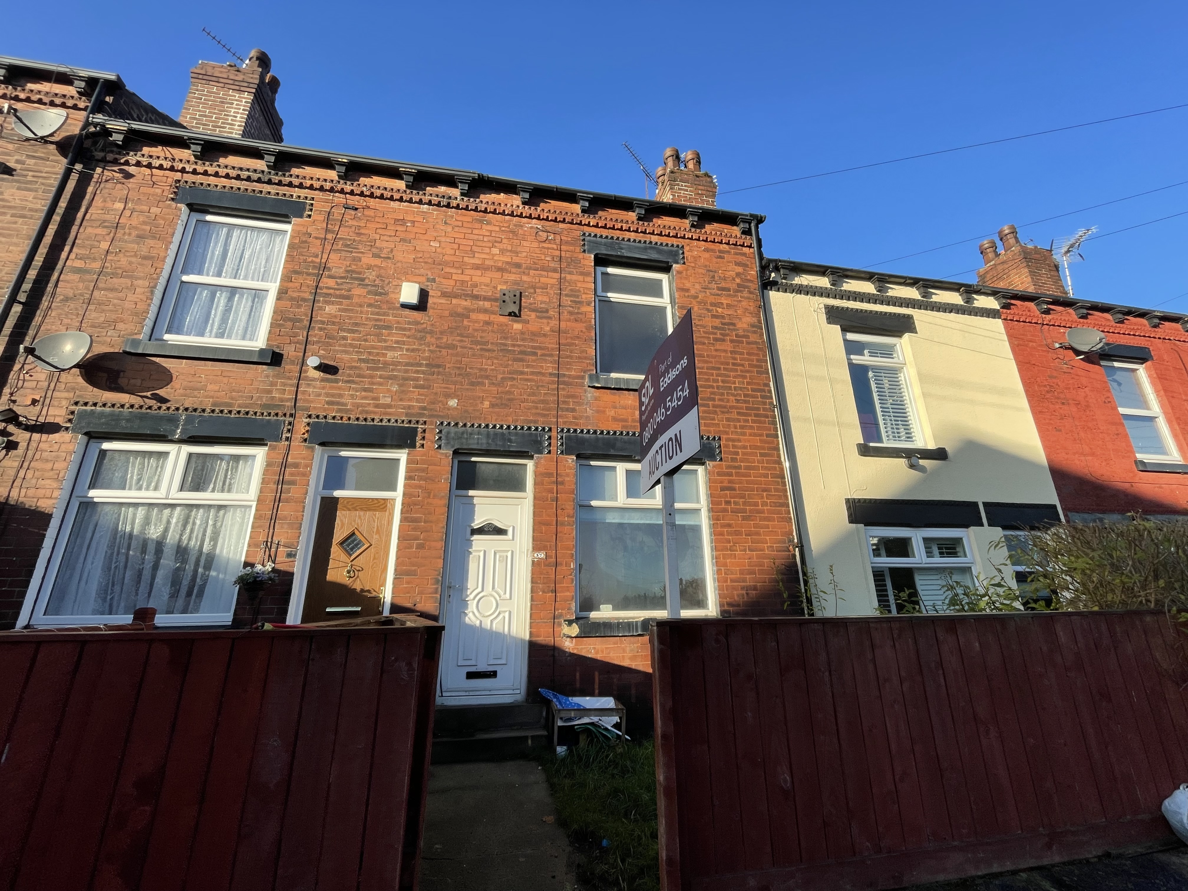 37 Aston Road, Leeds LS13 2BH