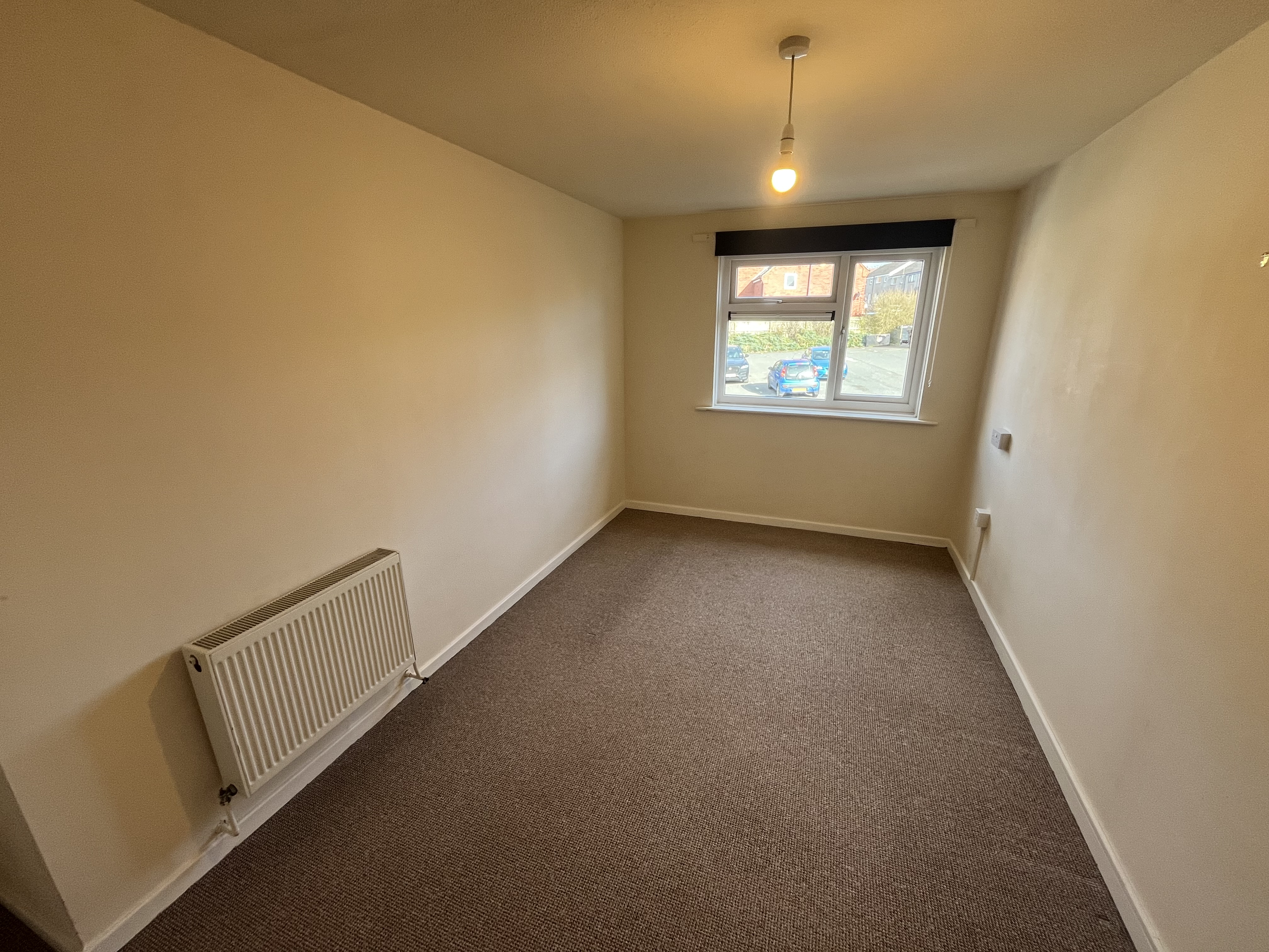 27 Small Thorn Place, Woodville, Swadlincote DE11 7EJ | Flat for ...