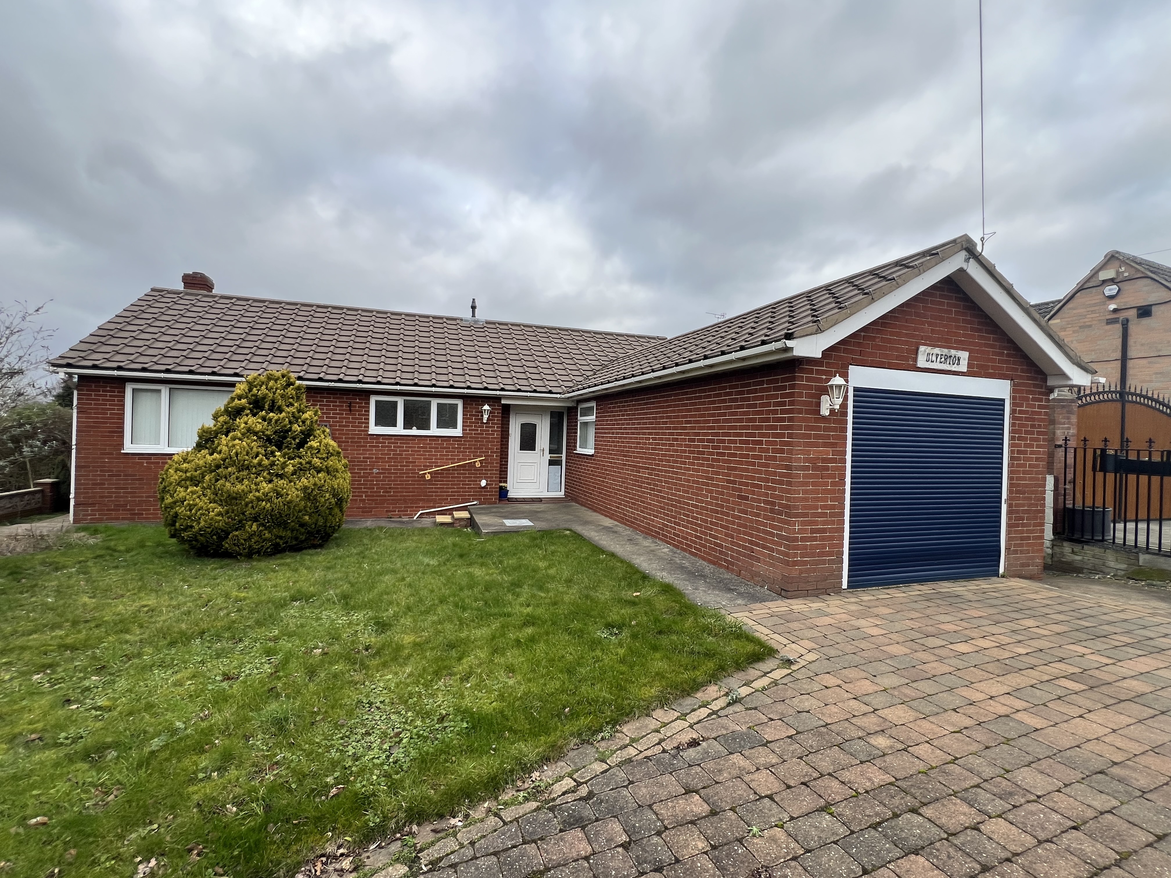 Ulverton, Upperthorpe Road, Westwoodside, Doncaster, Lincolnshire DN9 ...